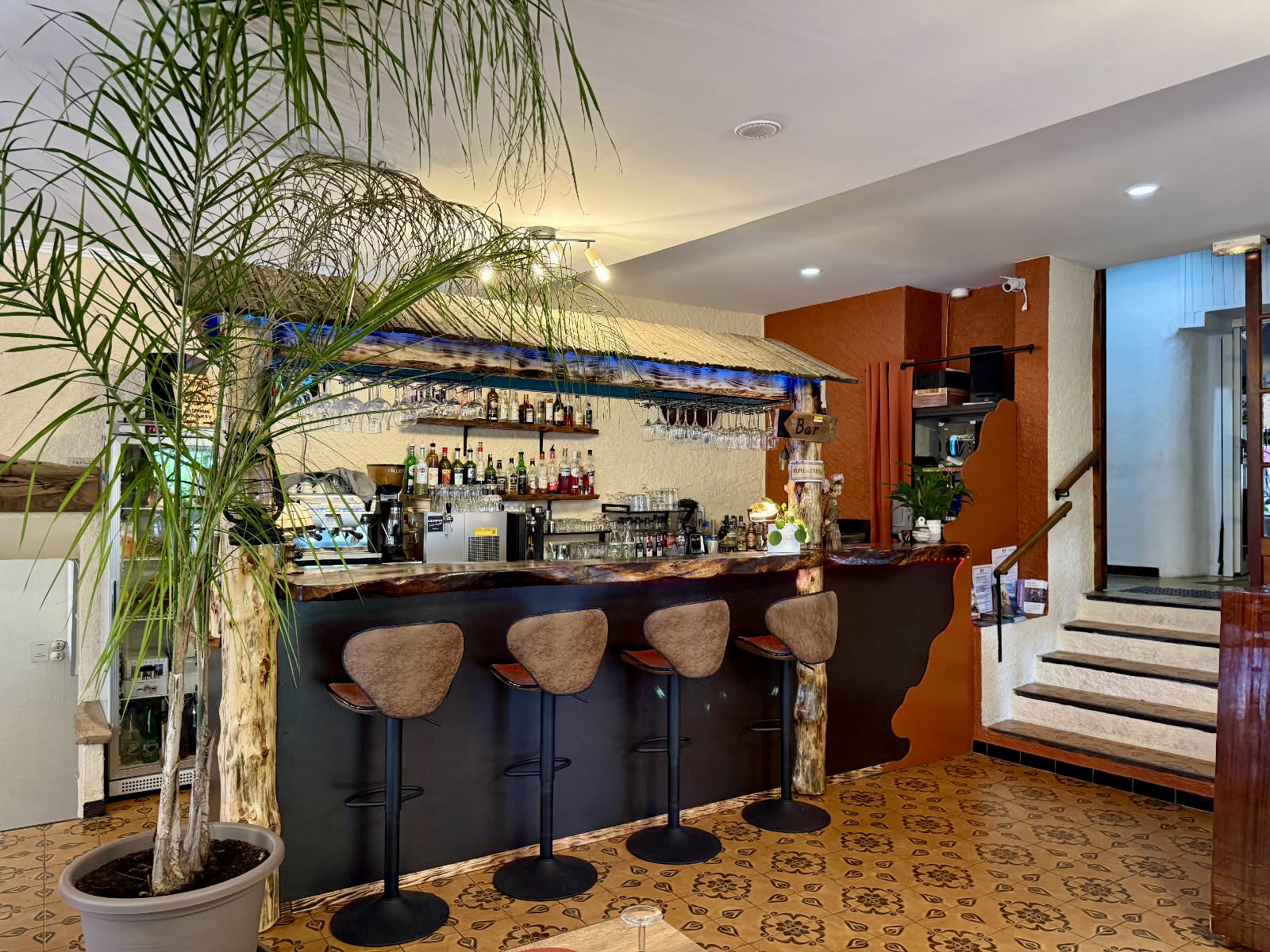 Les Callunes – Annot – Hôtel** – Bar – Restaurant