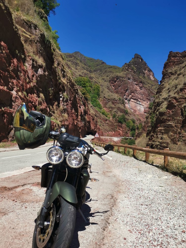 Les Callunes – Annot – Hôtel** – Bar – Restaurant