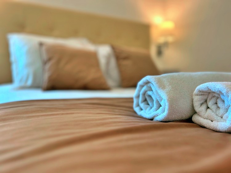 Les Callunes – Annot – Hôtel** – Bar – Restaurant