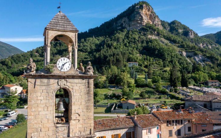 Les Callunes – Annot – Hôtel** – Bar – Restaurant